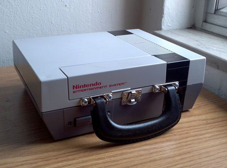 Lunch Box of The Day: Nintendo Entertainment System with Handle ...
