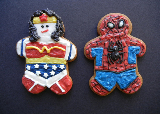 Superhero Gingerbread Men | Foodiggity